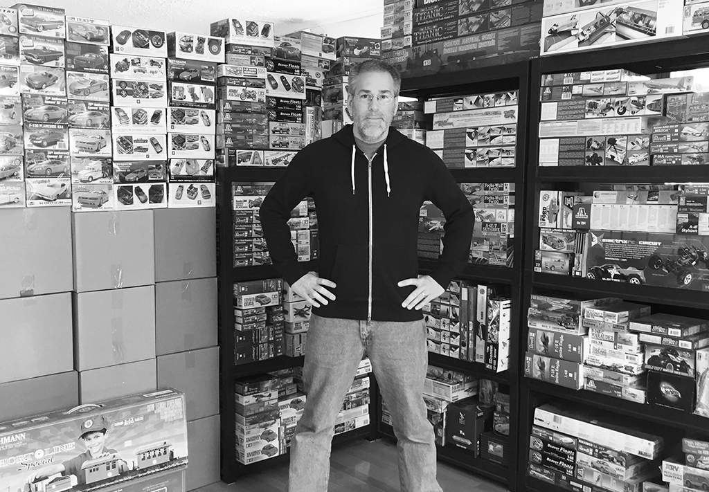 ITNX Acquires Miniatures & Passions - ITNX